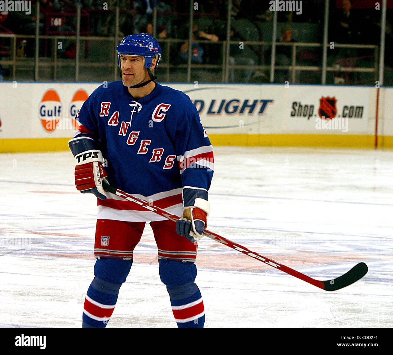Mark messier rangers hi-res stock photography and images - Alamy