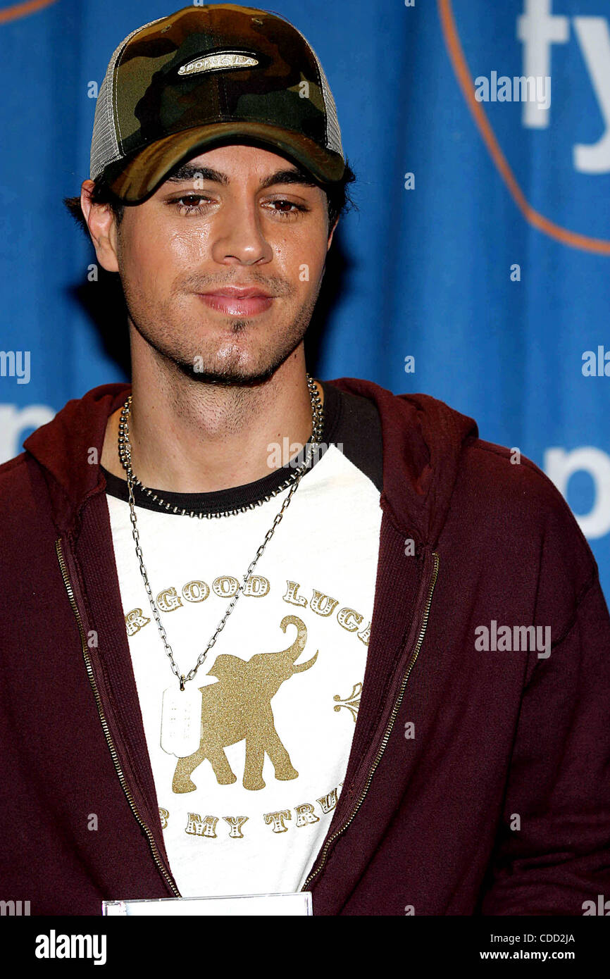 Rocefeller center hi-res stock photography and images - Alamy