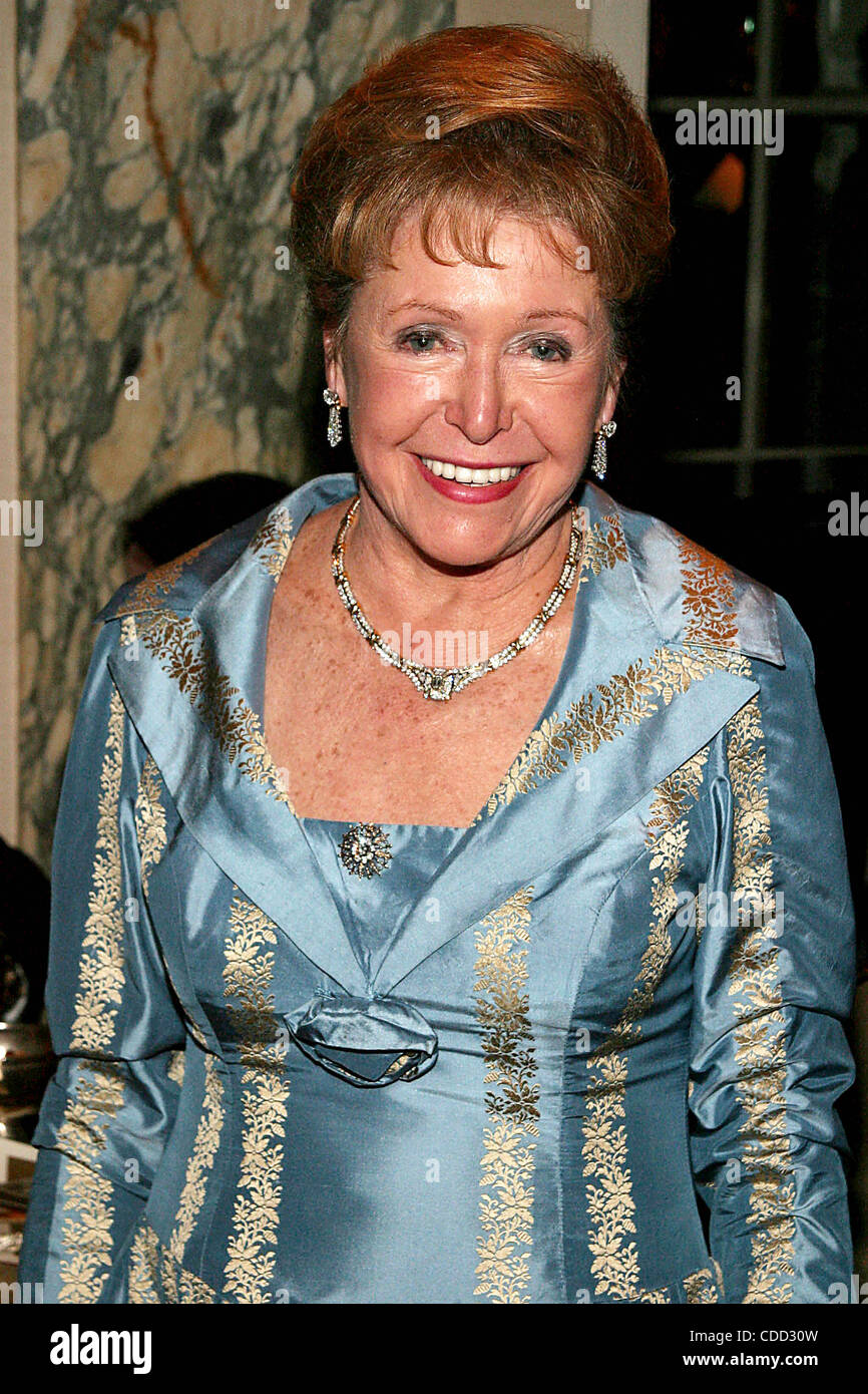 Mary ohare hi-res stock photography and images - Alamy