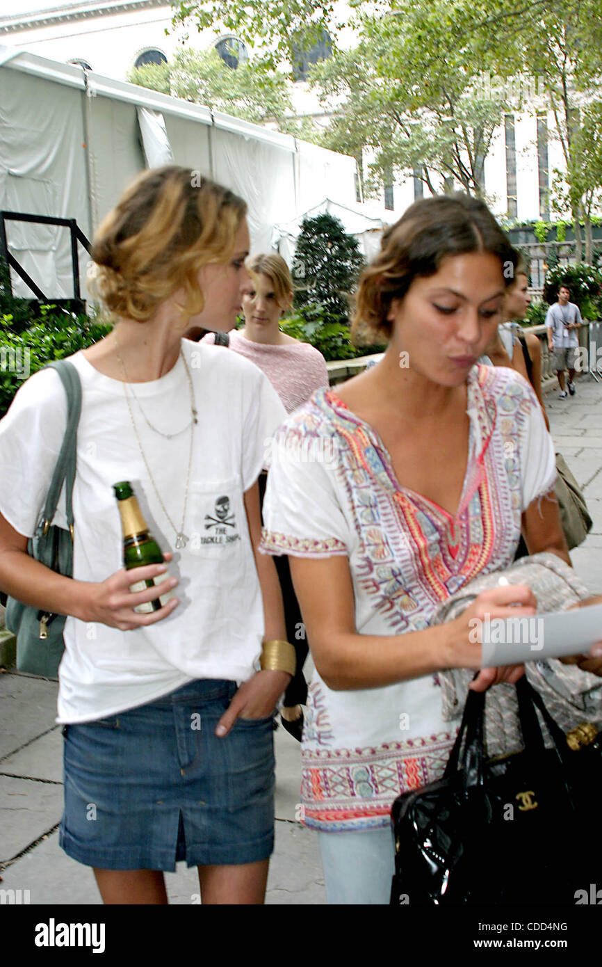 Frankie rayder hi-res stock photography and images - Alamy