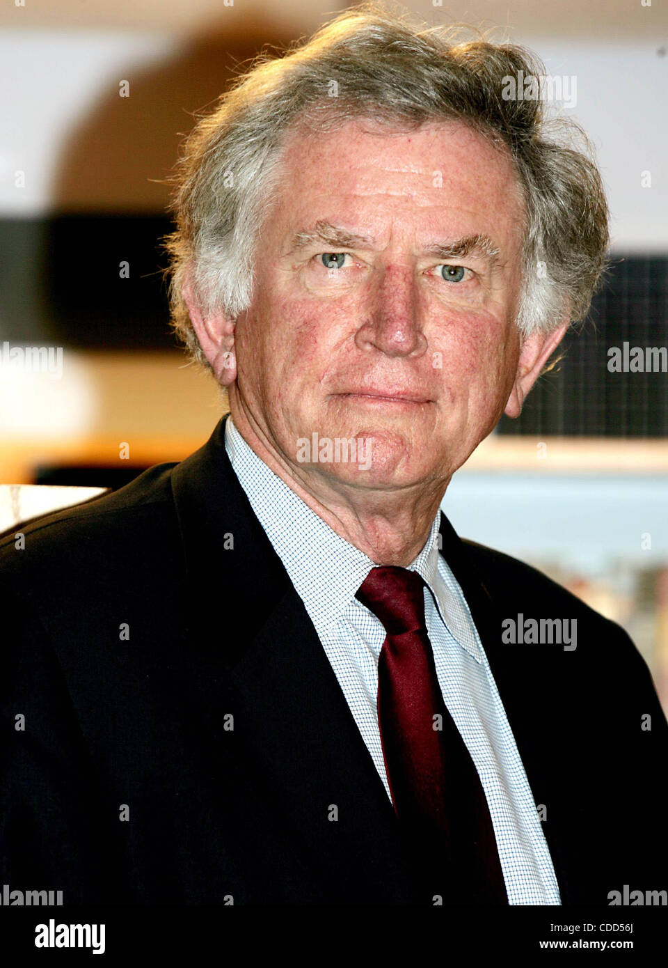 Former senator gary hart hi-res stock photography and images - Alamy