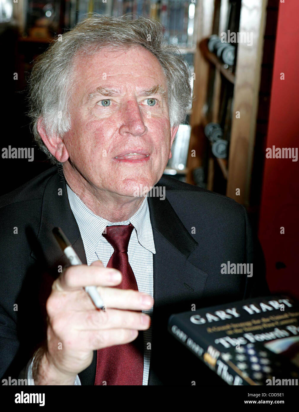 Jan. 1, 2011 - New York, New York, U.S. - K38815RM.FORMER U.S. SENATOR ...