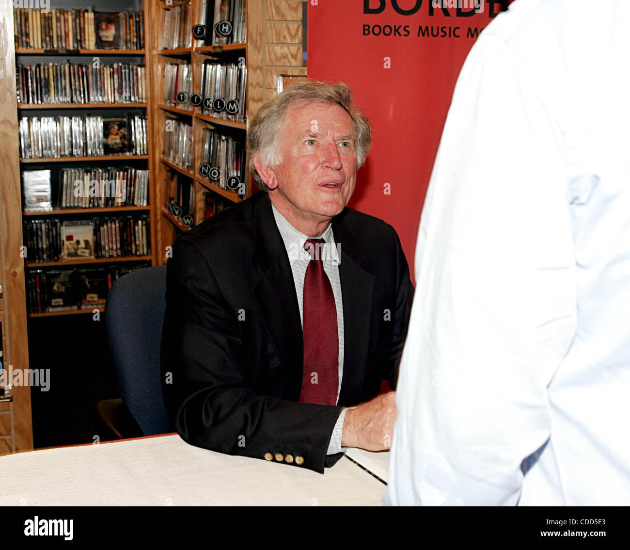 Jan. 1, 2011 - New York, New York, U.S. - K38815RM.FORMER U.S. SENATOR ...