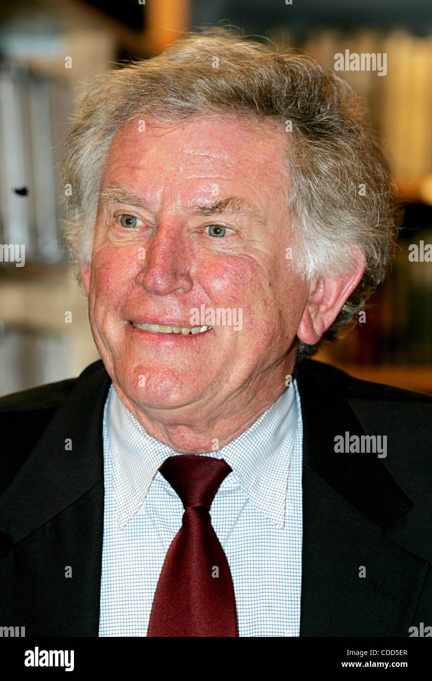 Jan. 1, 2011 - New York, New York, U.S. - K38815RM.FORMER U.S. SENATOR ...