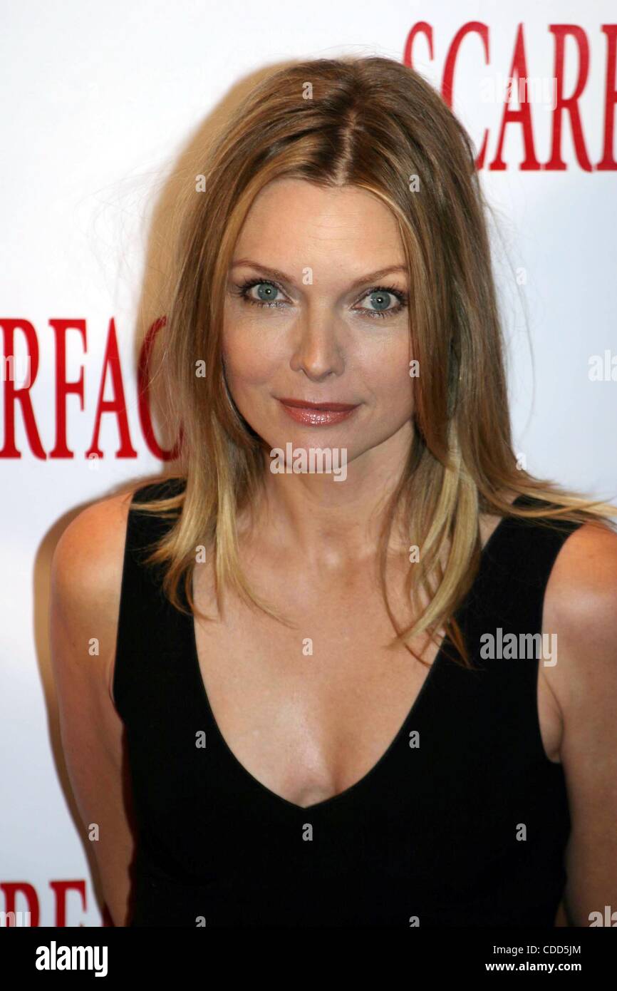 Jan. 1, 2011 - New York, New York, U.S. - K32926RM SCARFACE 20TH ...