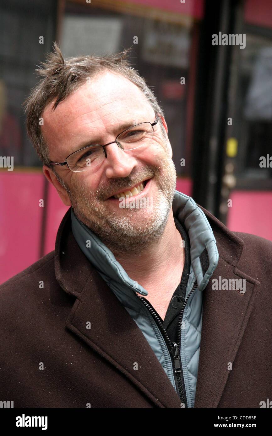 Jan. 1, 2011 - New York, New York, U.S. - K36634RM.ASHTON KUTCHER AND ...