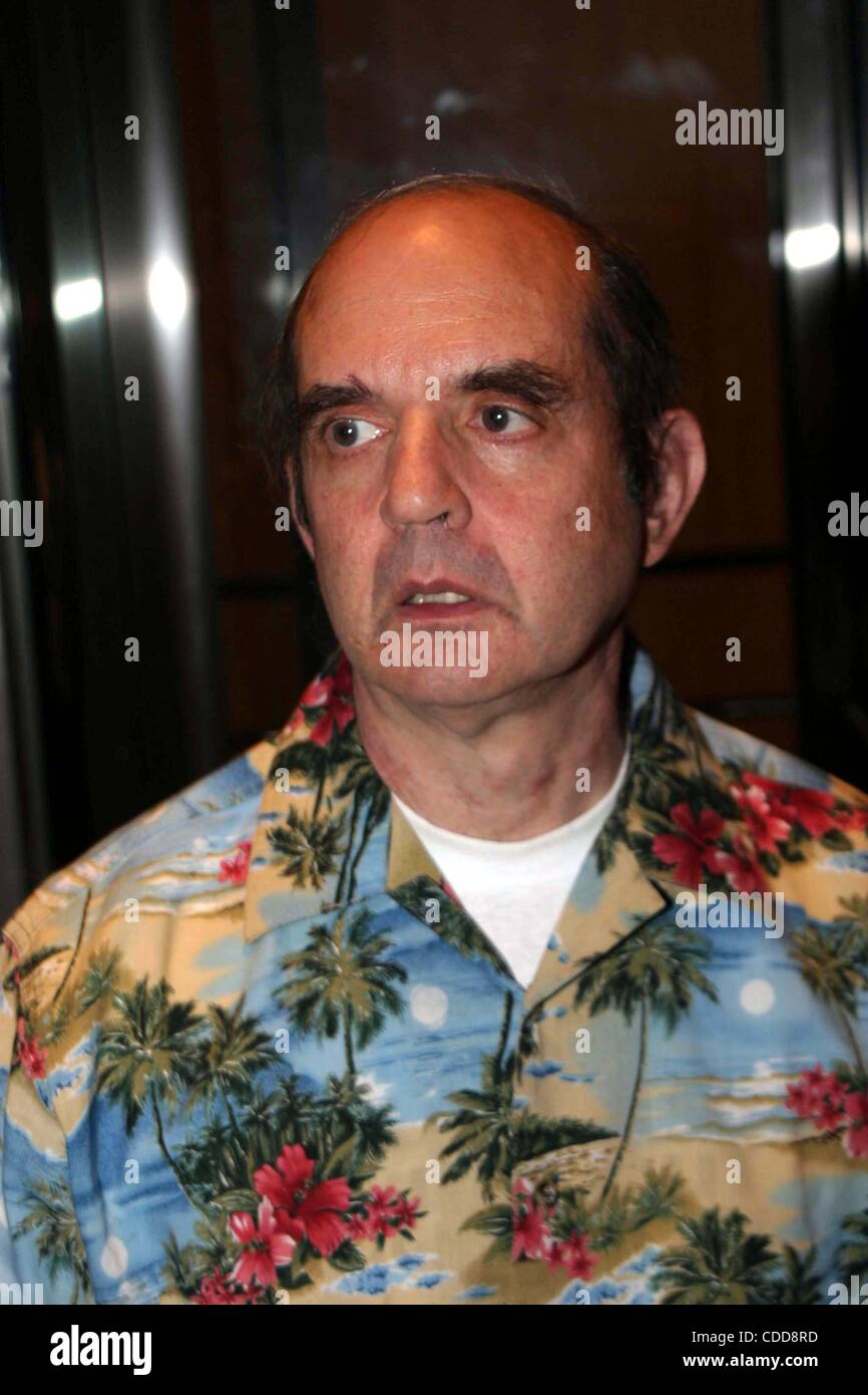 Harvey pekar hi-res stock photography and images - Alamy