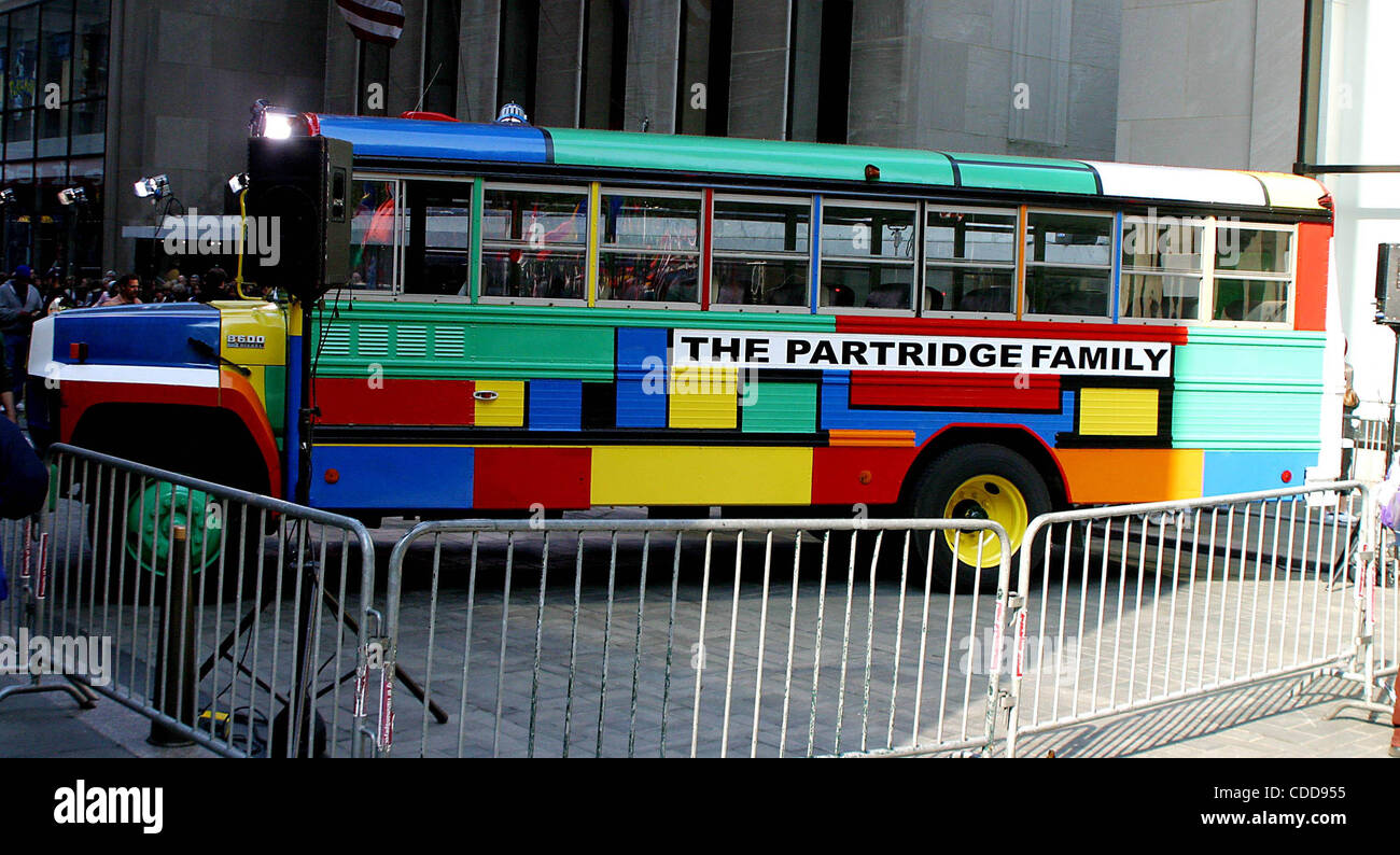 Partridge family bus hi-res stock photography and images - Alamy