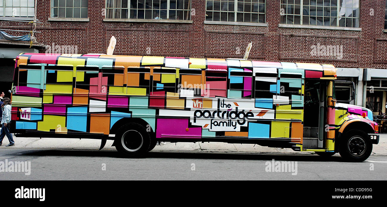 Partridge family bus hi-res stock photography and images - Alamy