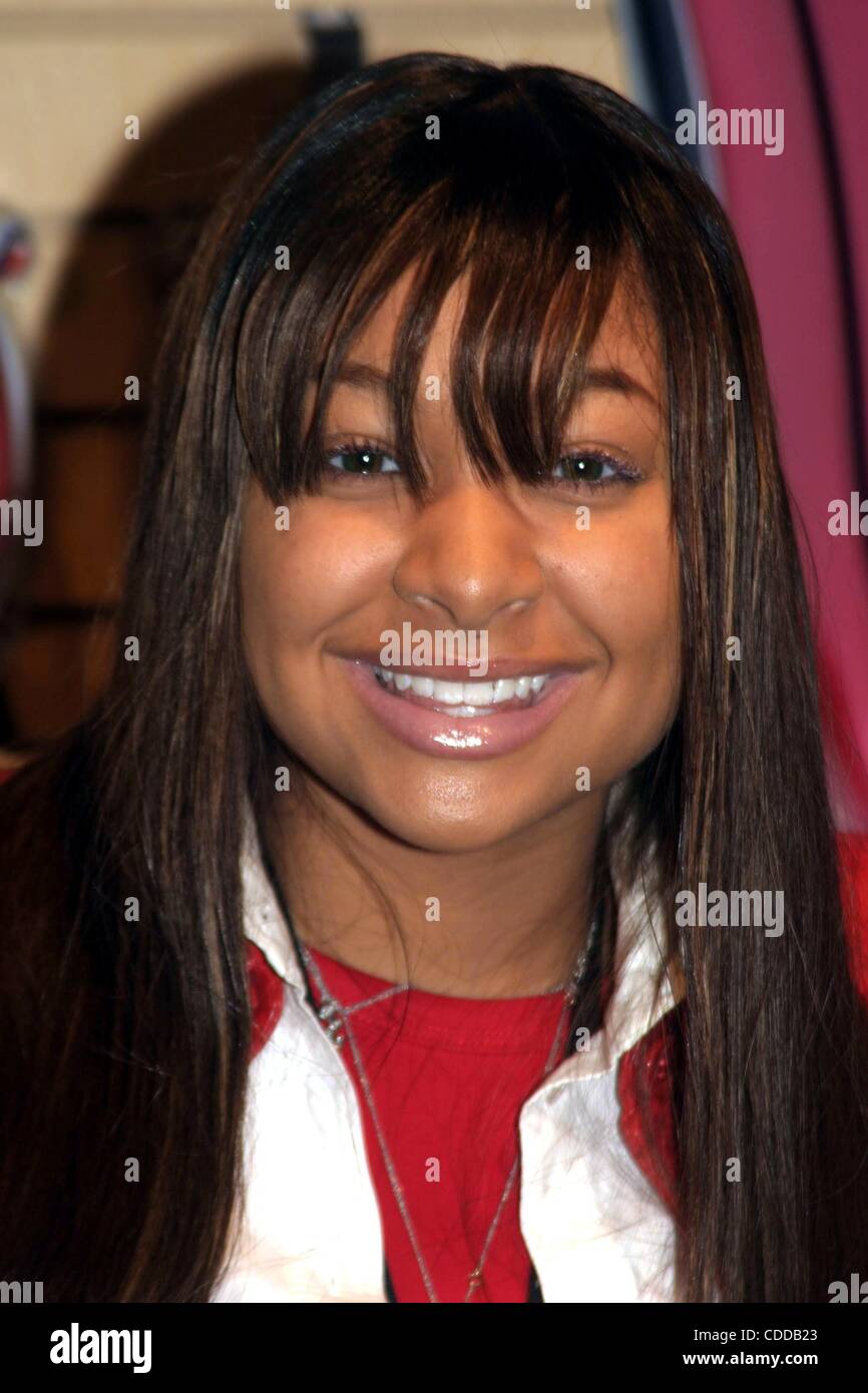 Raven symone 2011 hi-res stock photography and images - Alamy