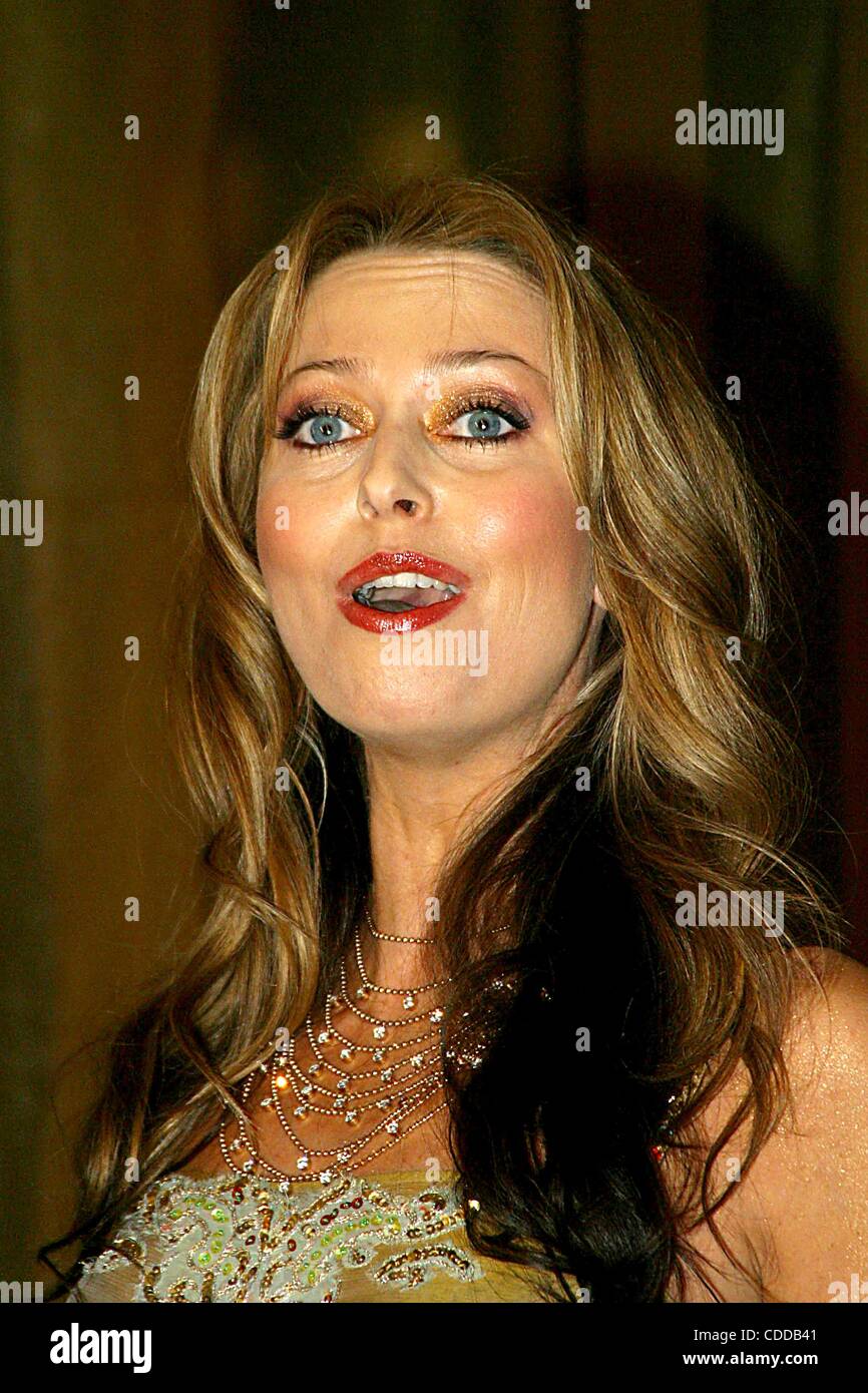 Jan. 1, 2011 - New York, New York, U.S. - K28574RM SD0115.OPERABABES ...