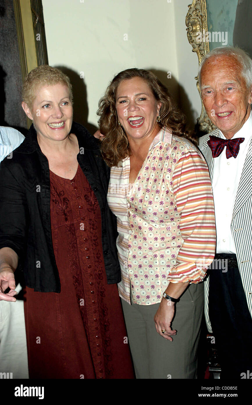 Kathleen lynn hi-res stock photography and images - Alamy