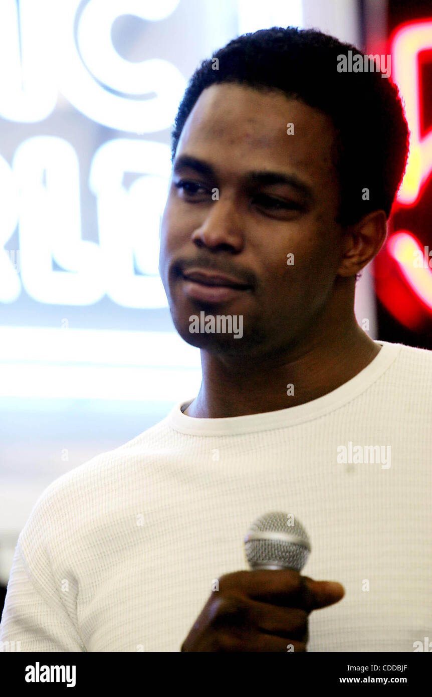 Jan. 1, 2011 - New York, New York, U.S. - K38315RM.VIRGIN RECORDS EMI ...