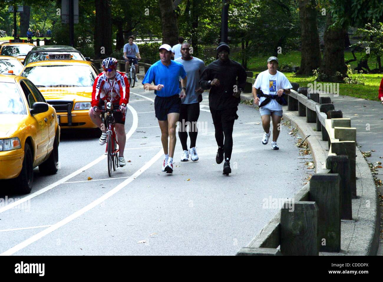New york marathon photos hi-res stock photography and images - Alamy