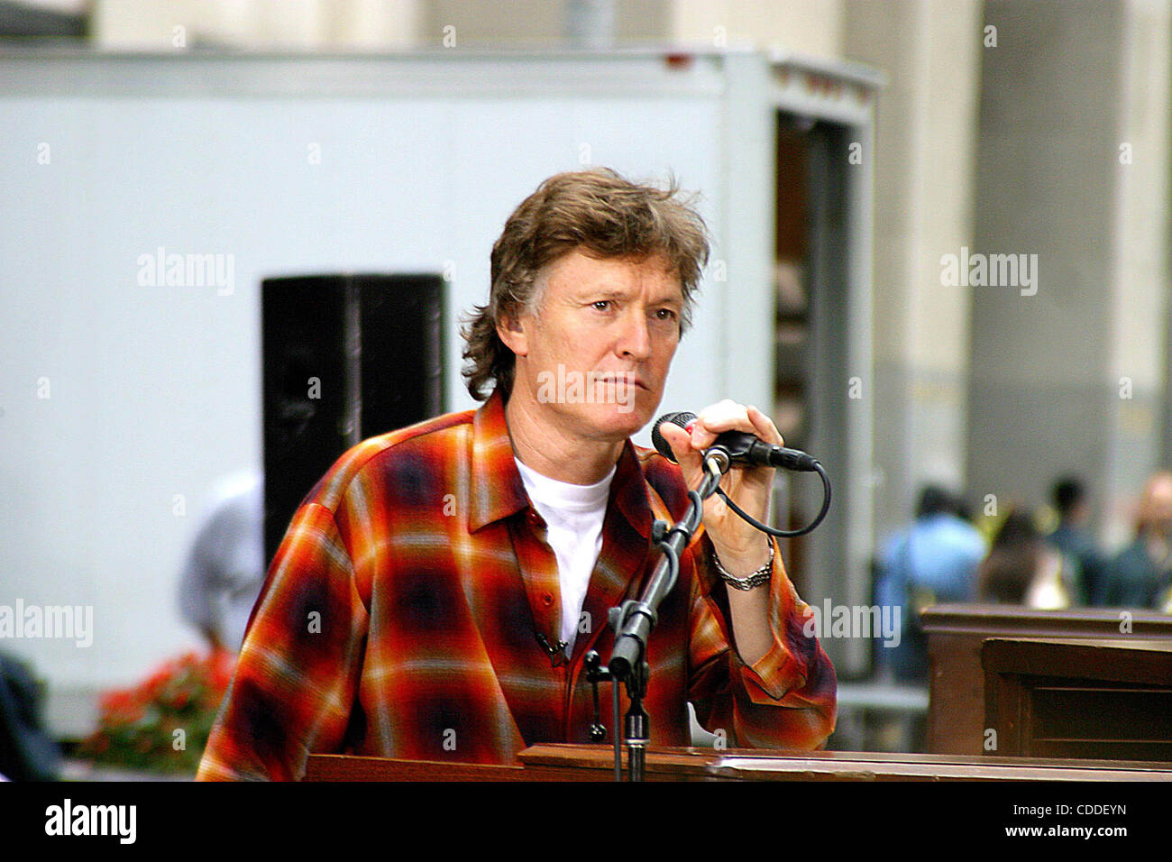 Jan. 1, 2011 - New York, New York, U.S. - K31174RM SD0614.STEVE WINWOOD ...