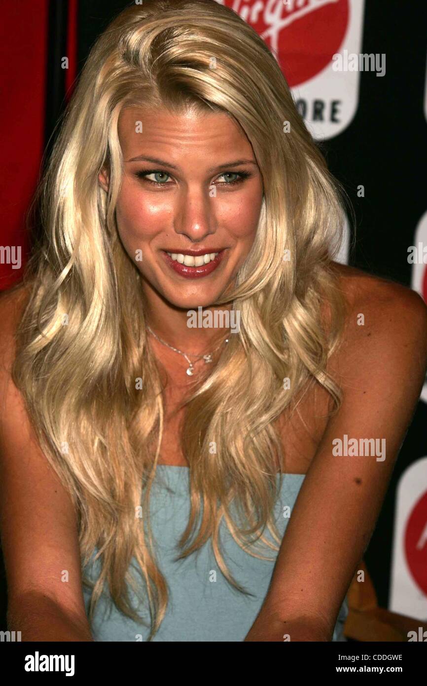 Fhm girl hi-res stock photography and images - Alamy