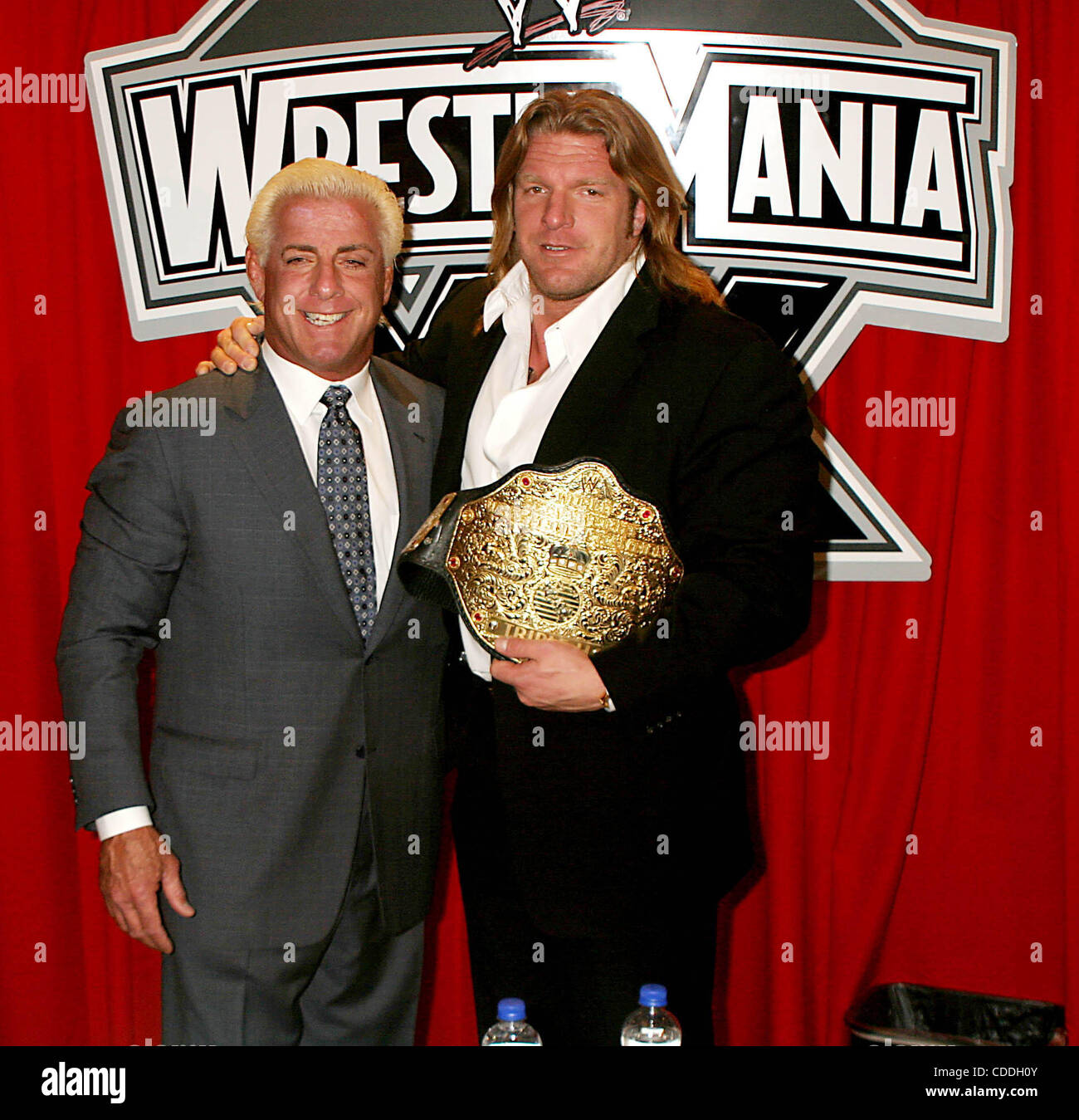 Ric flair triple h hi-res stock photography and images - Alamy