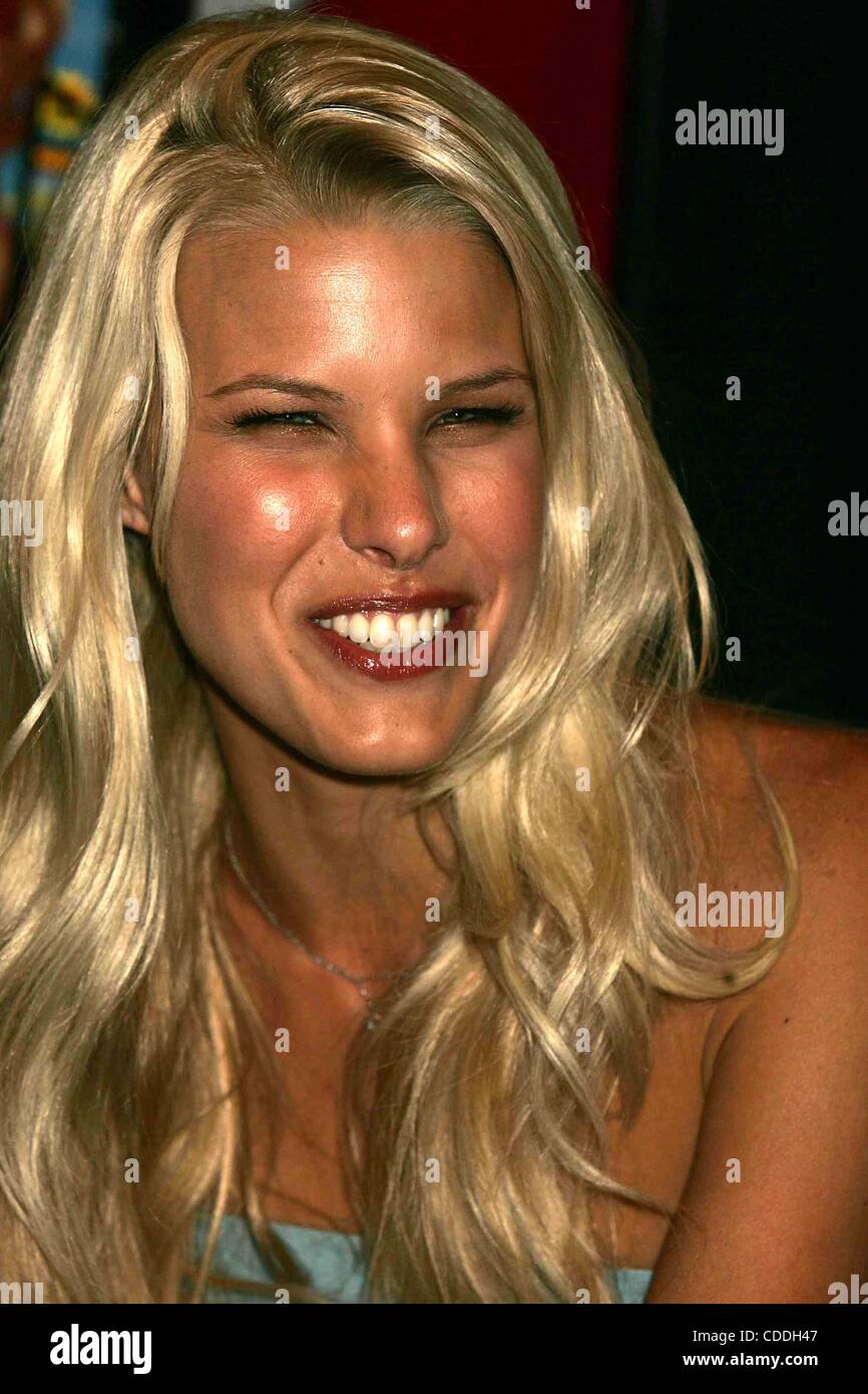 Fhm girl hi-res stock photography and images - Alamy