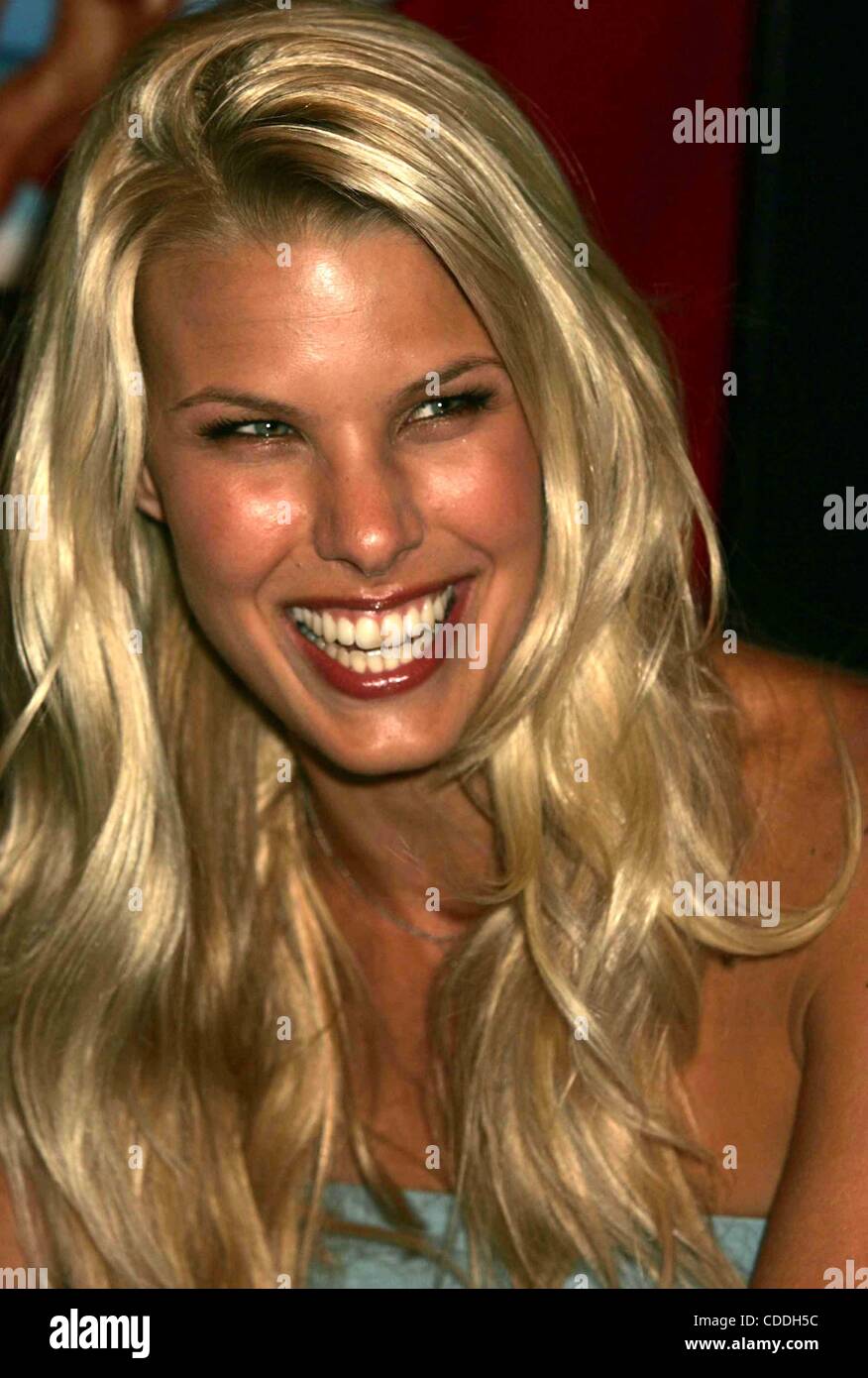 Fhm magazine cover hi-res stock photography and images - Alamy