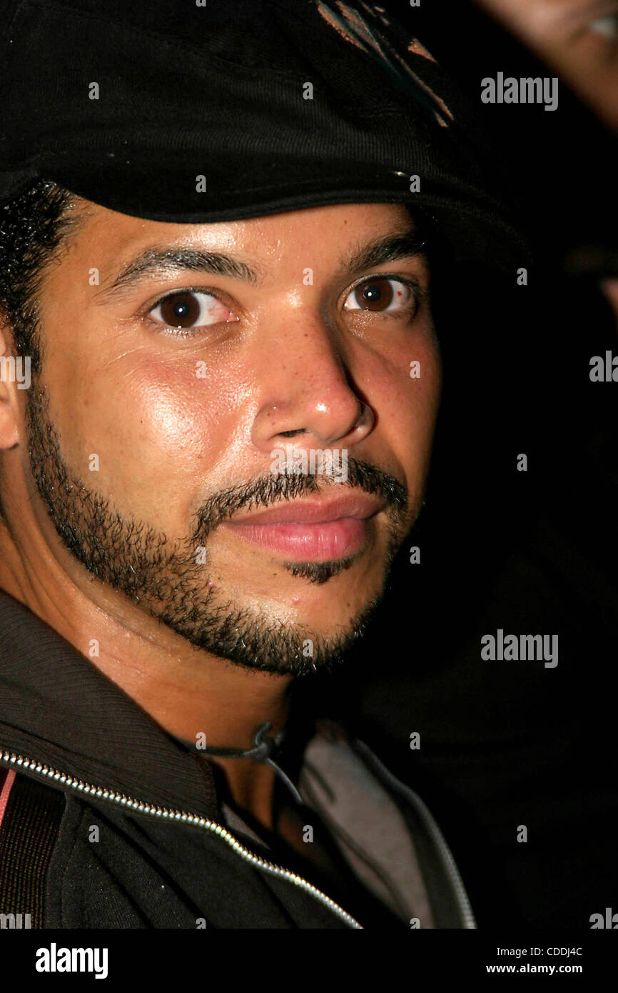 Wilson Cruz Feest Monster