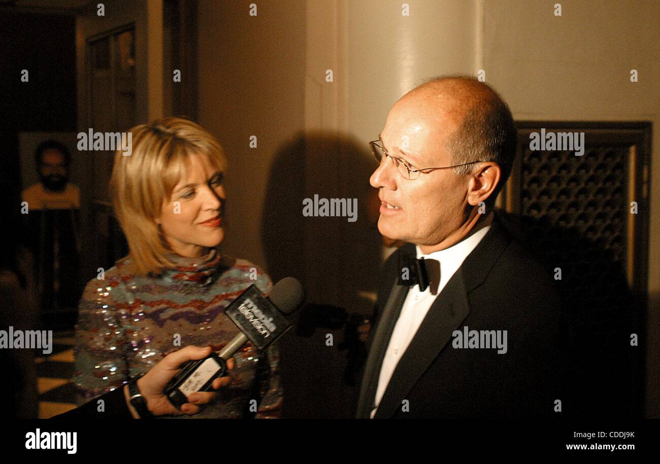 Journalist paula zahn hi-res stock photography and images - Alamy