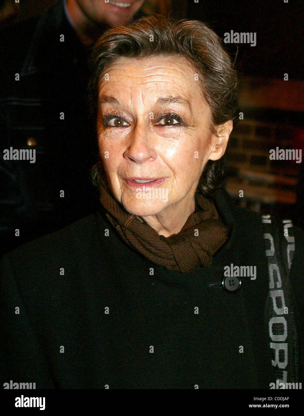 Zoe caldwell hi-res stock photography and images - Alamy