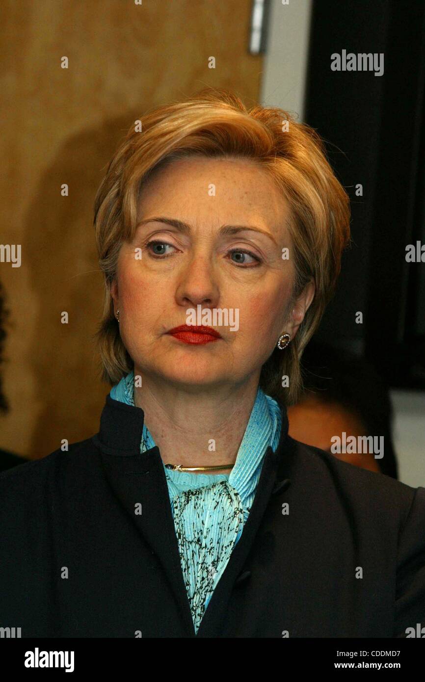 Jan. 1, 2011 - New York, New York, U.S. - K34826RM.SENATOR HILLARY ...