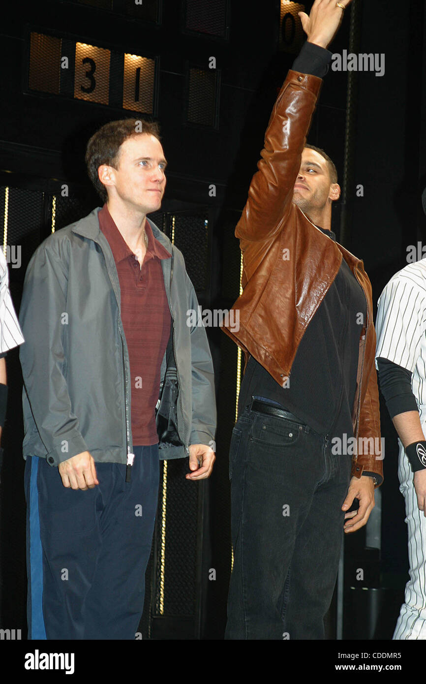 Jan. 1, 2011 - New York, New York, U.S. - K29388RM SD02/27/2003.OPENING ...