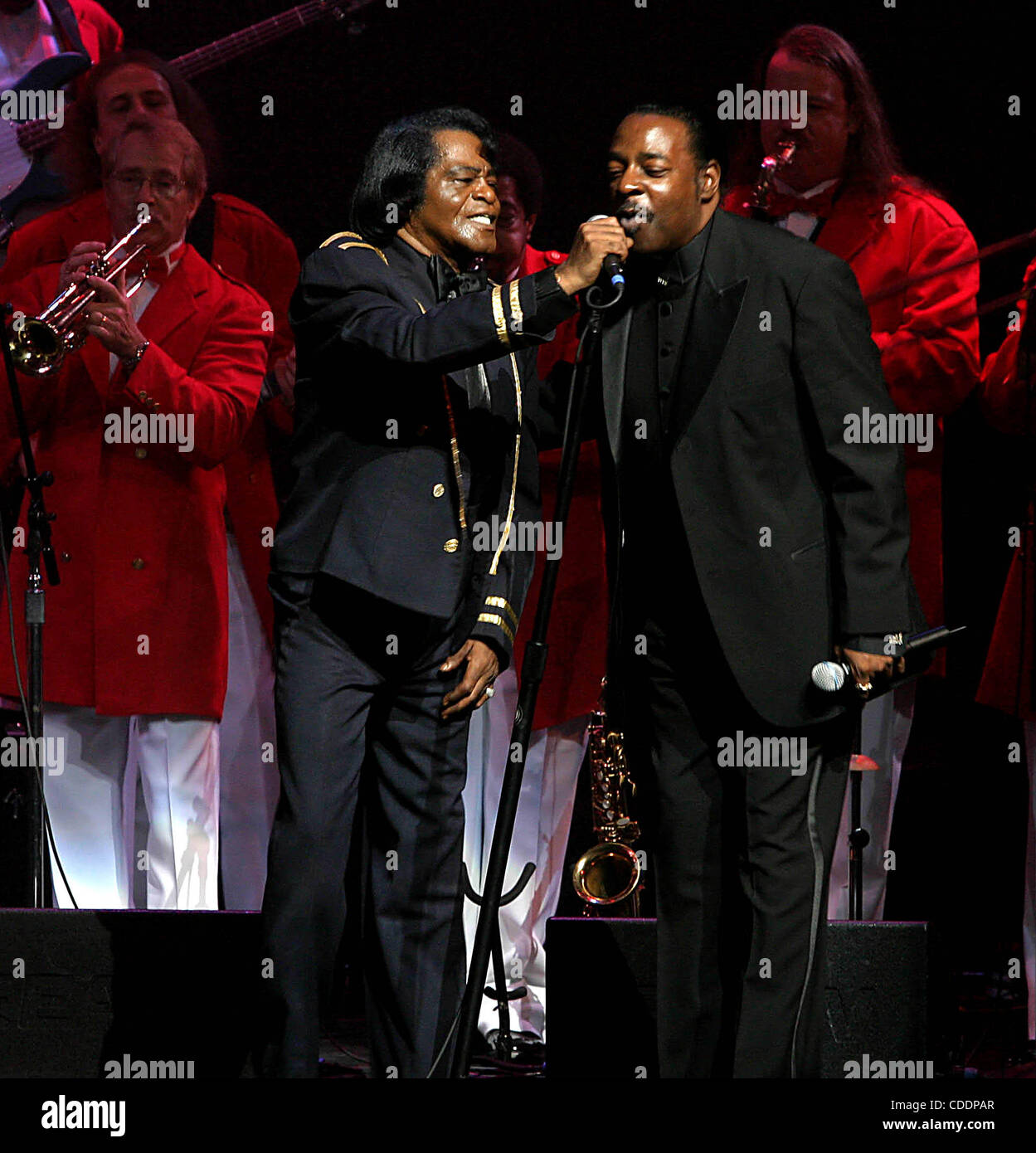 James brown live at the apollo hi-res stock photography and images - Alamy