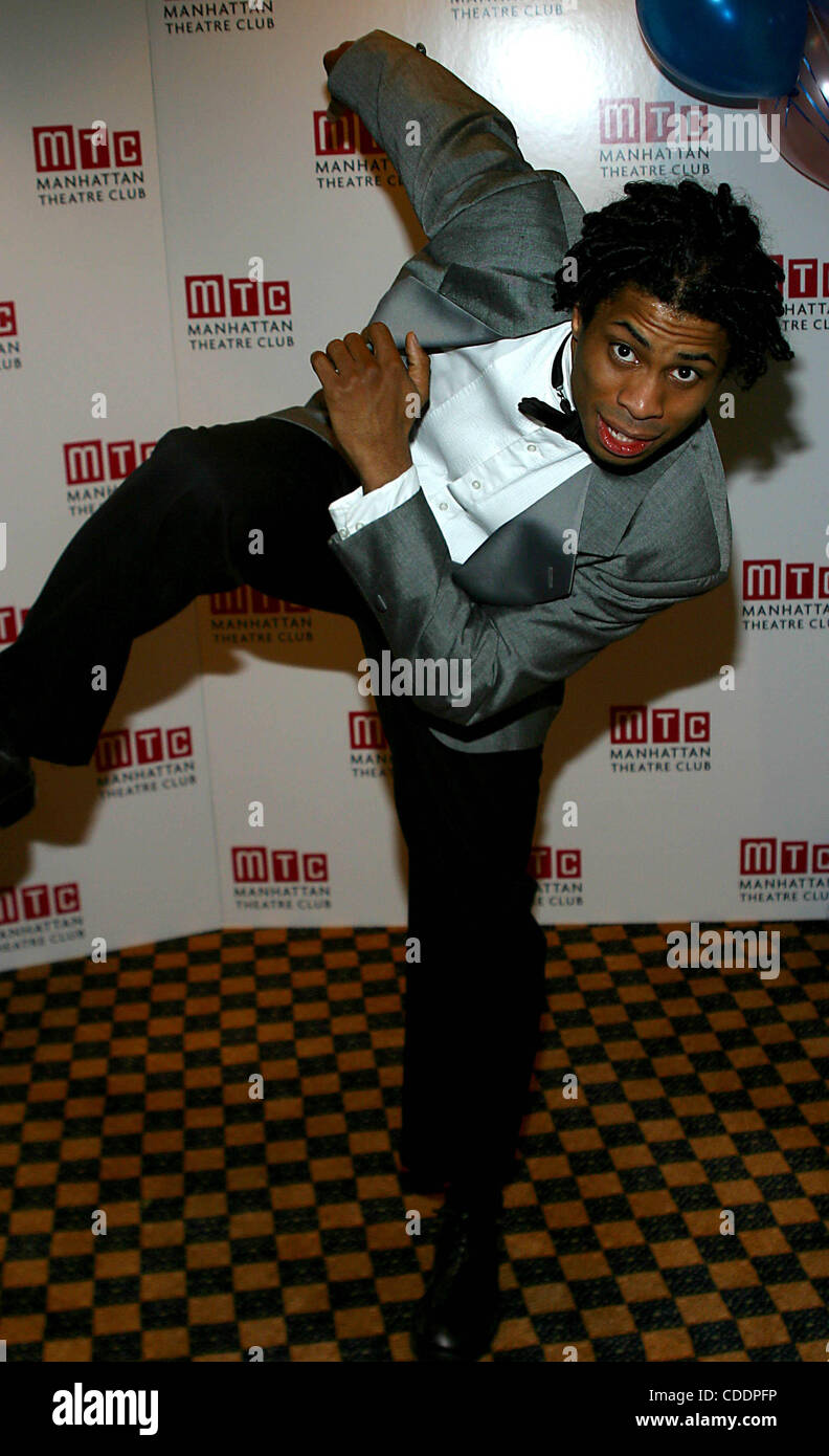 Jan. 1, 2011 - New York, New York, U.S. - CHESTER GREGORY.K30906RM ...