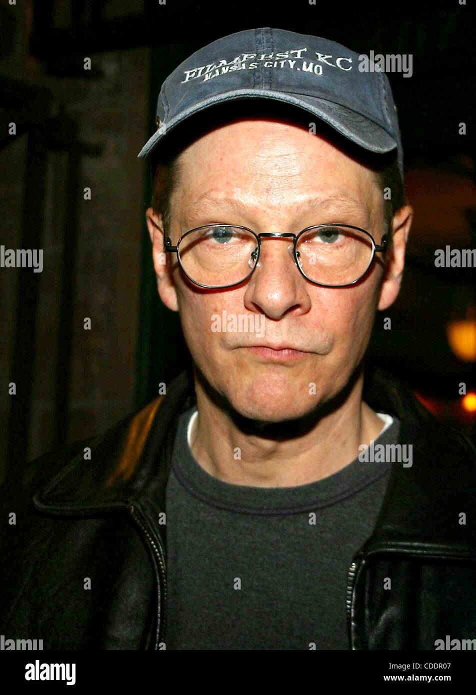 Jan. 1, 2011 - New York, New York, U.S. - K30165RM.CHRIS COOPER LEAVING ...