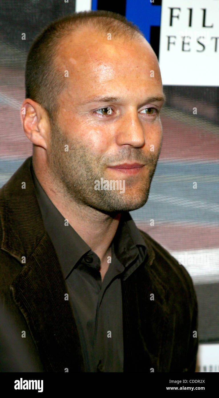 Jason statham italian job hi-res stock photography and images - Alamy