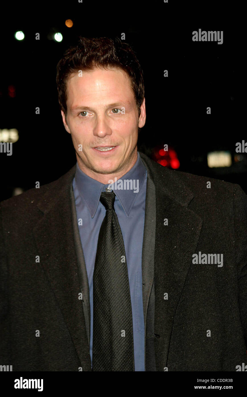 Jason wiles hi-res stock photography and images - Alamy