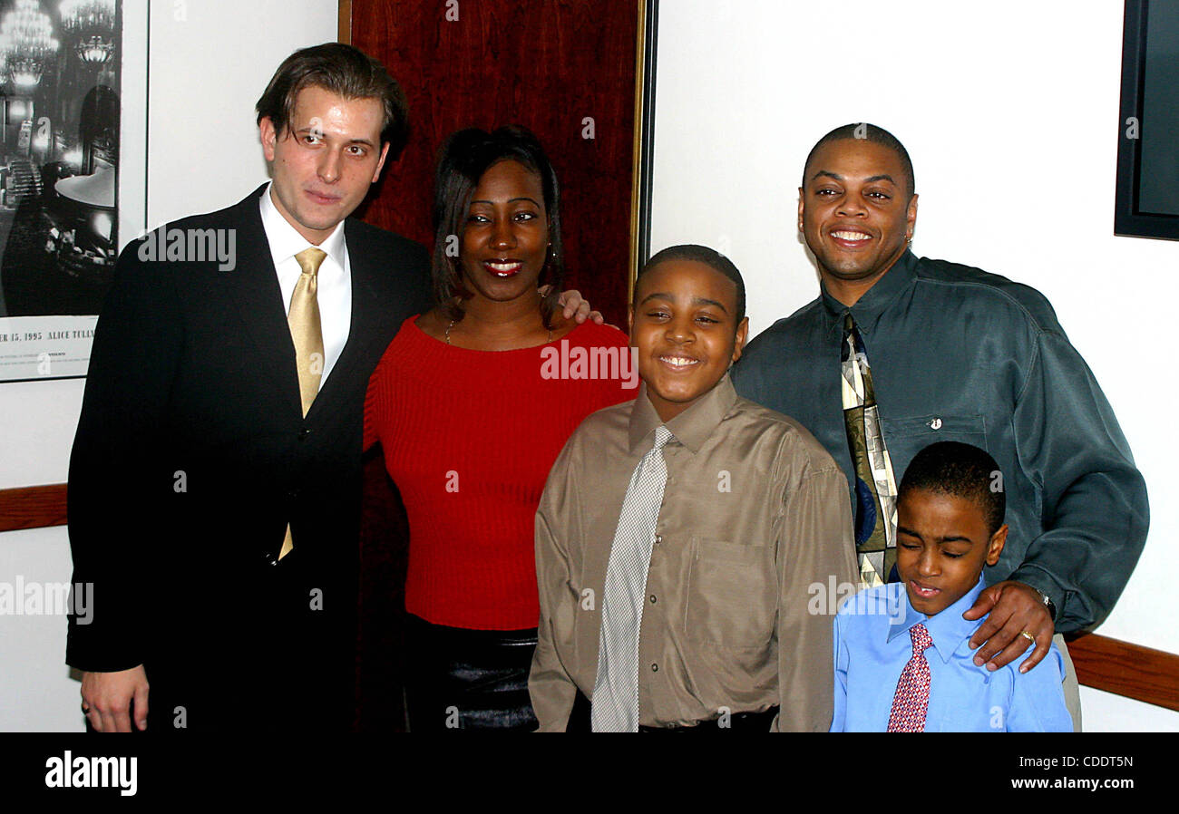 Jan. 1, 2011 - New York, New York, U.S. - K35232RM.TYRONE BANKS, HIGH ...