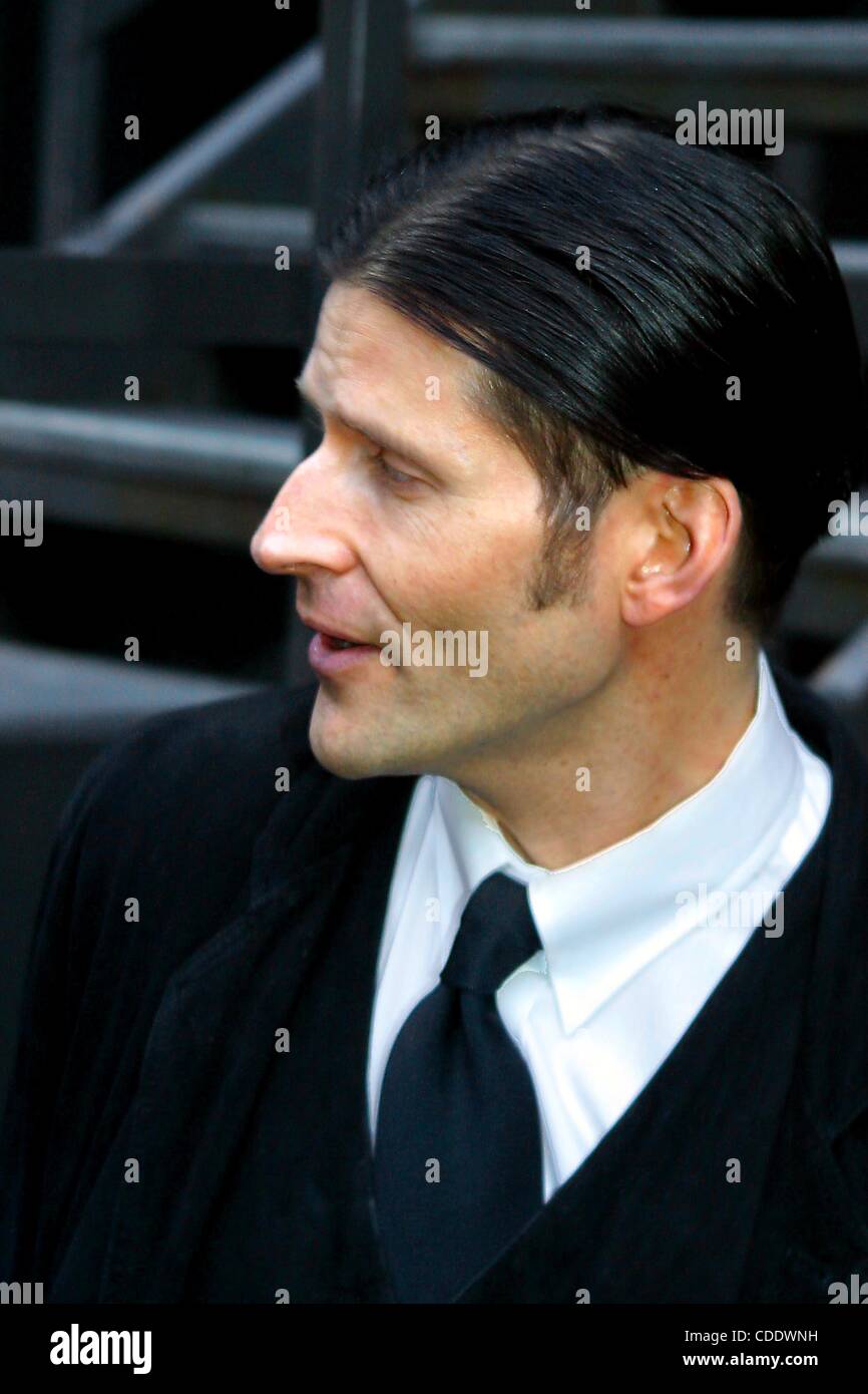 Jan. 1, 2011 - New York, New York, U.S. - K29603RM SD0314.ACTOR CRISPIN ...