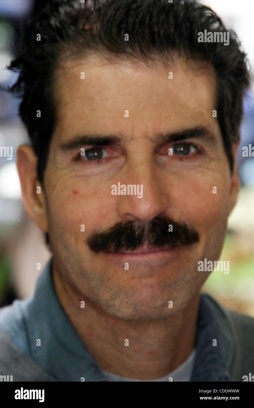 John stossel hi-res stock photography and images - Alamy