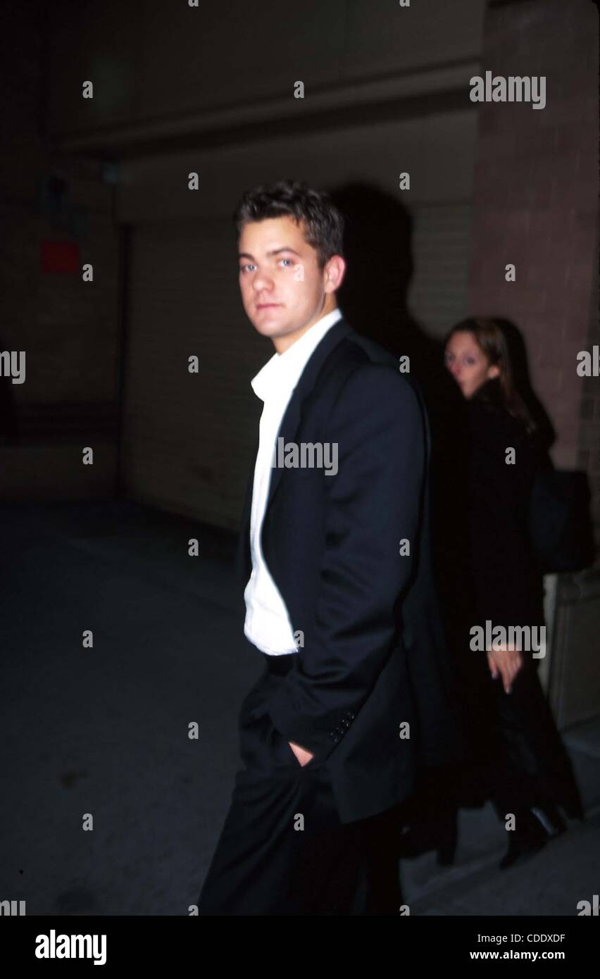 Joshua Jackson 2000