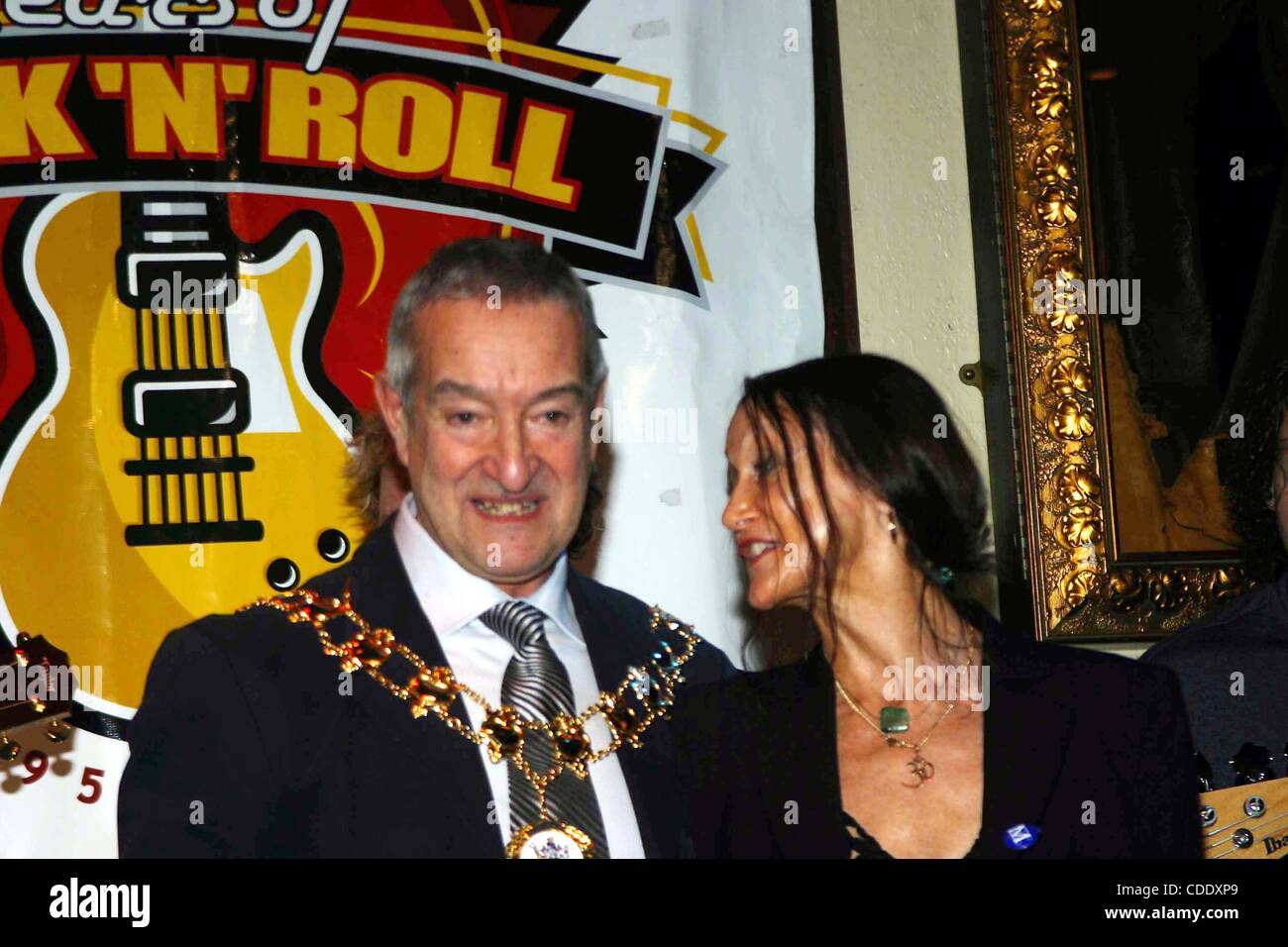 Jan. 1, 2011 - New York, New York, U.S. - K35054RM.THE HARD ROCK CAFE ...