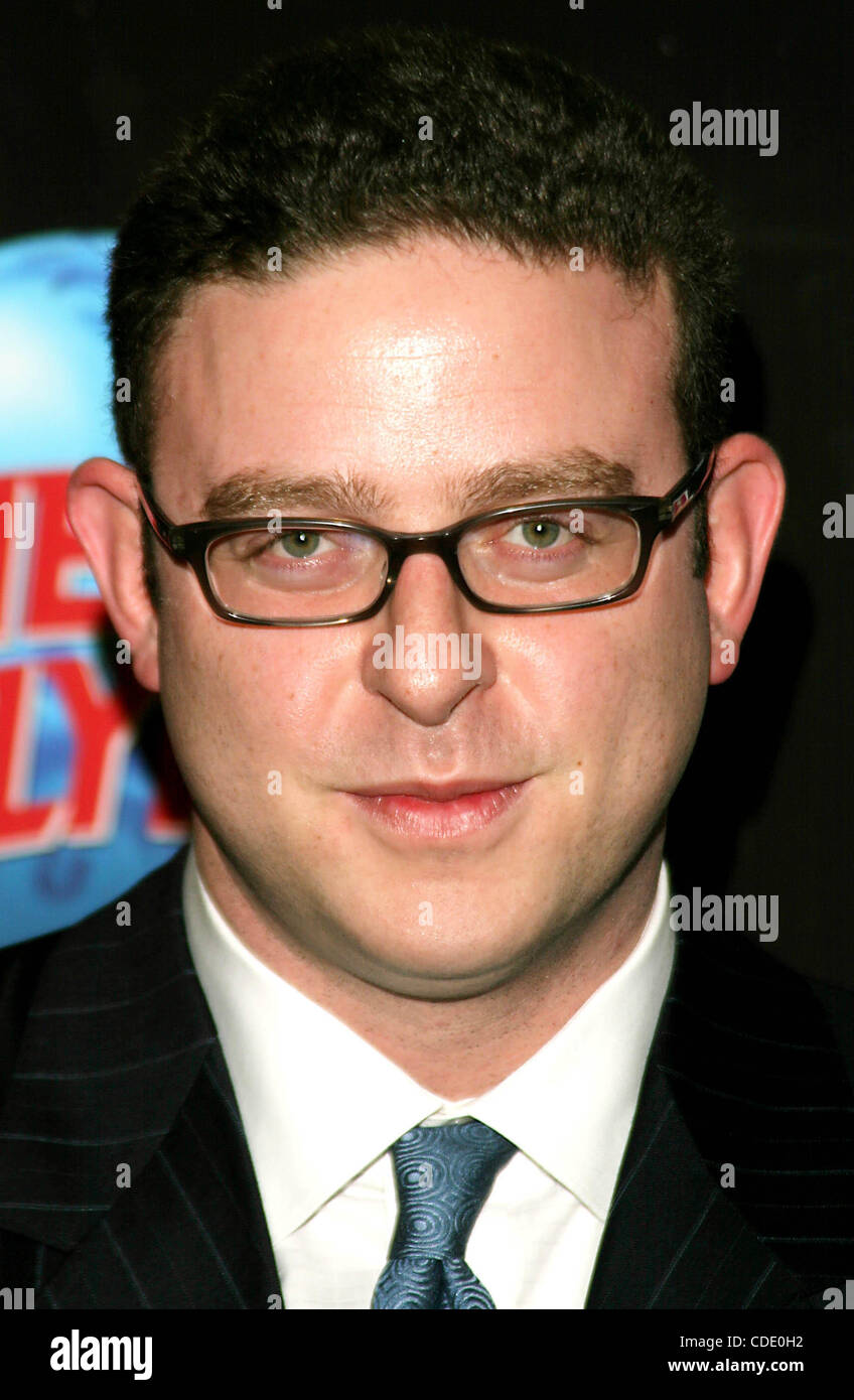 Jan. 1, 2011 - New York, New York, U.S. - K35194RM.THE APPRENTICE TAKES ...