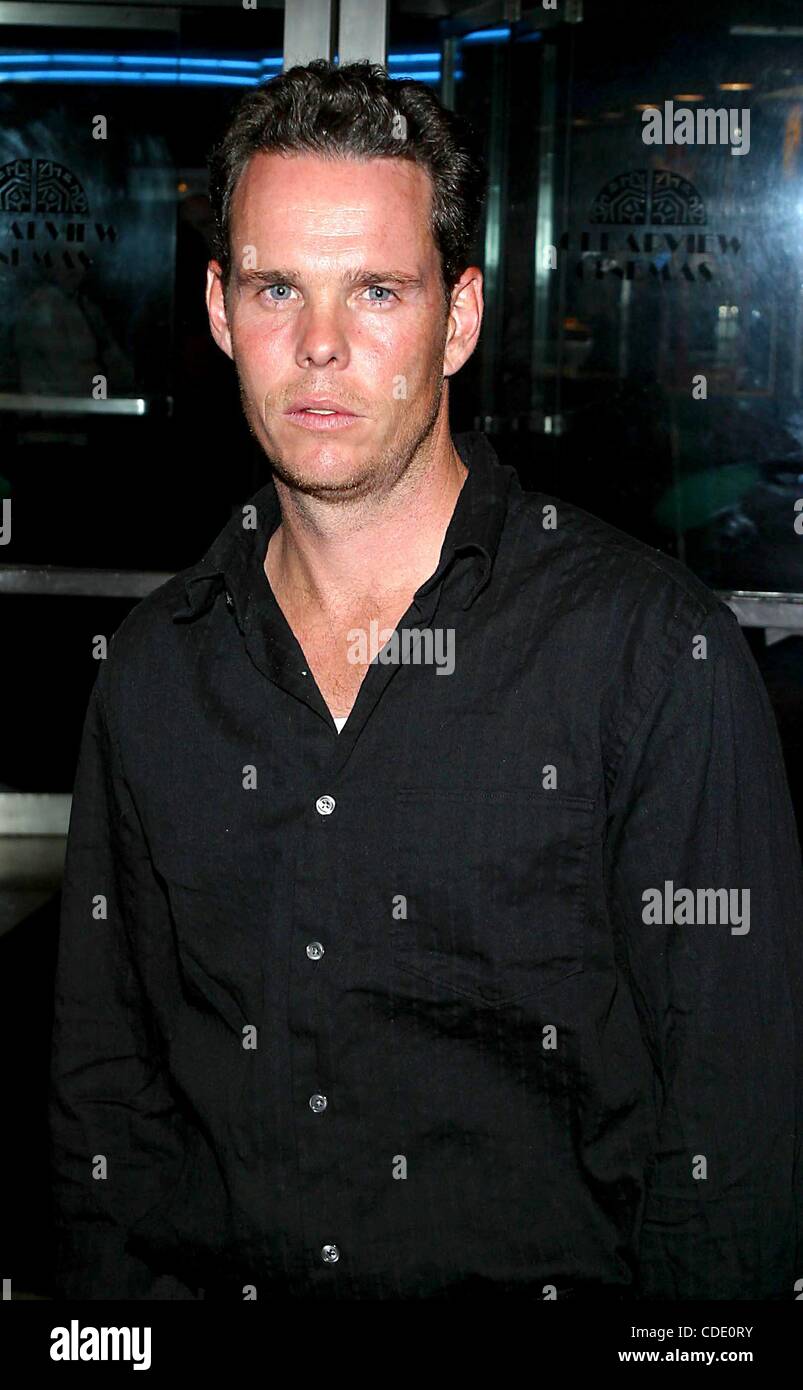 Jan. 1, 2011 - New York, New York, U.S. - KEVIN DILLON.K30168RM.''New ...