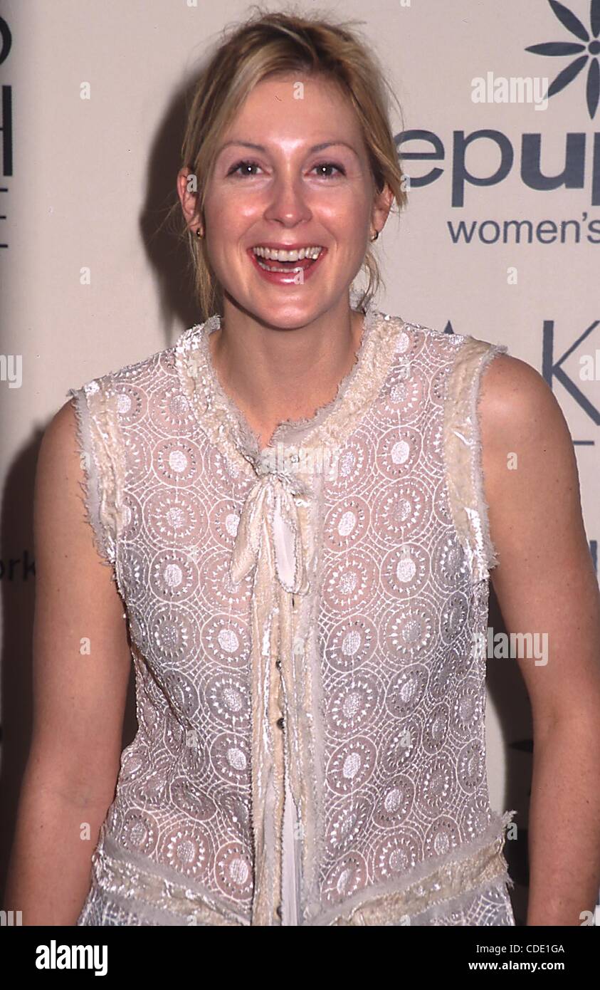 Jan. 1, 2011 - Hollywood, California, U.S. - I7593PR.MOTHER AND ...