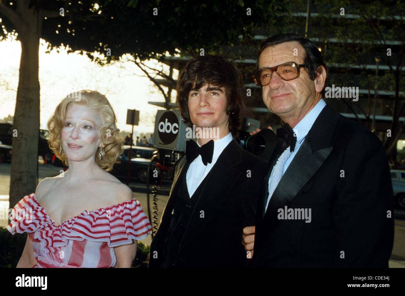 Walter Matthau And Wife