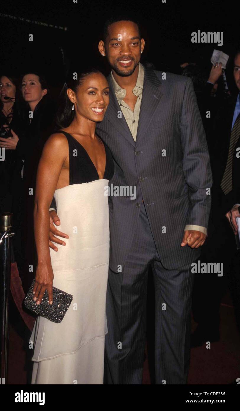 Matrix revolutions jada hi-res stock photography and images - Alamy