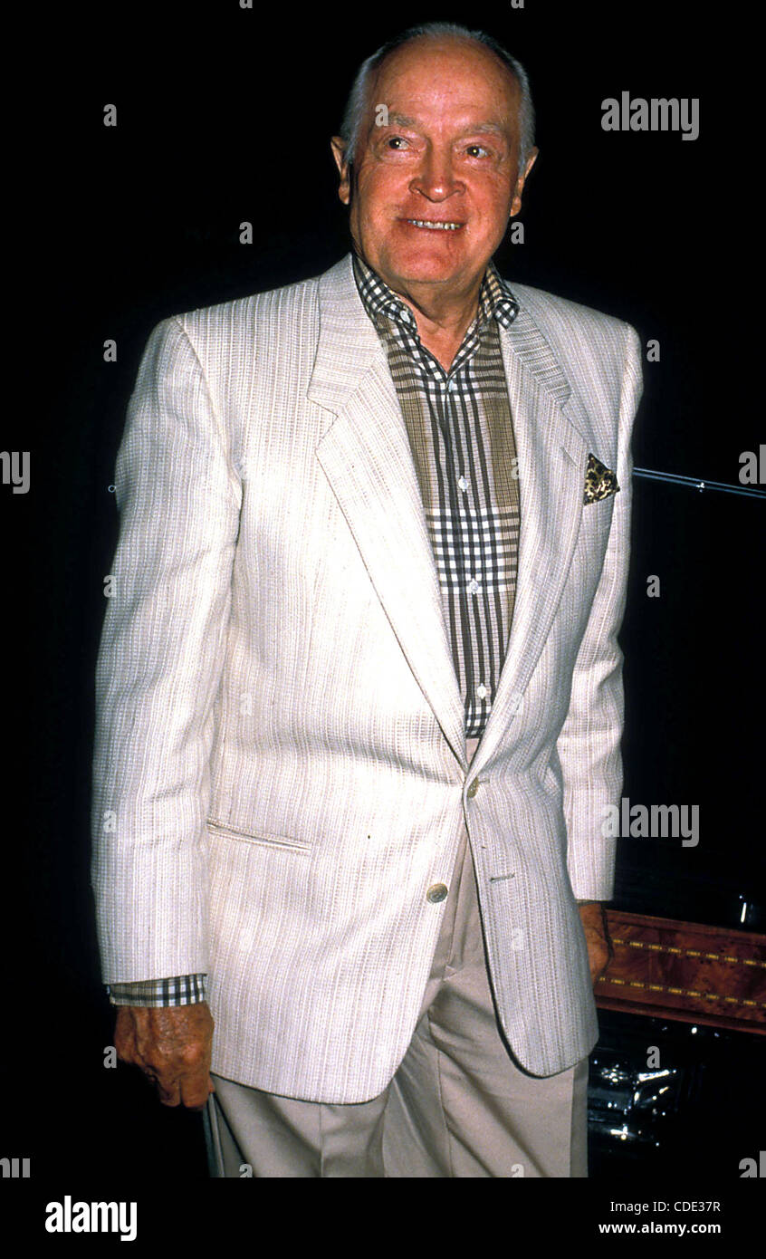 Jan. 1, 2011 - Hollywood, California, U.S. - I15100PR. / / BOB HOPE.BOB ...