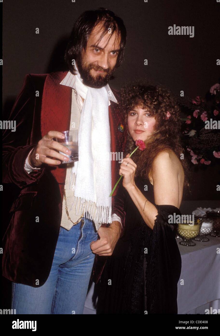 Stevie nicks 1980 hi-res stock photography and images - Alamy