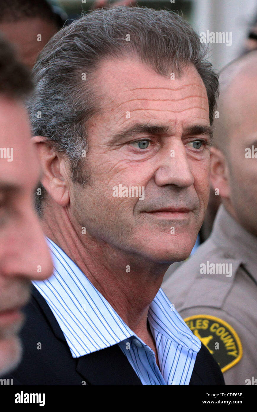 Actor sentenced community service probation hi-res stock photography ...