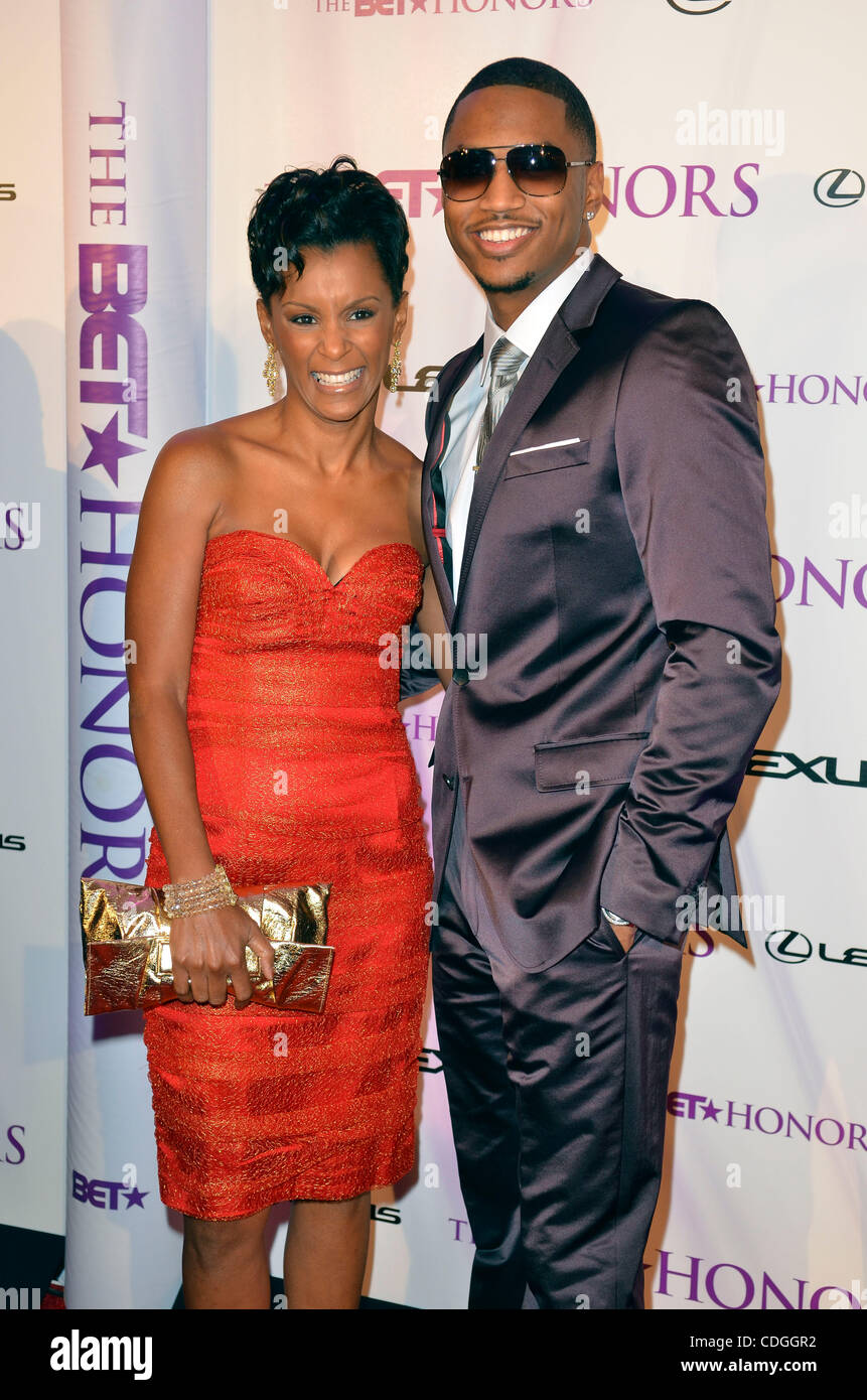 Jan. 15, 2011-Washington D.C. USA-R&B singer, TREY SONGZ and mother ...