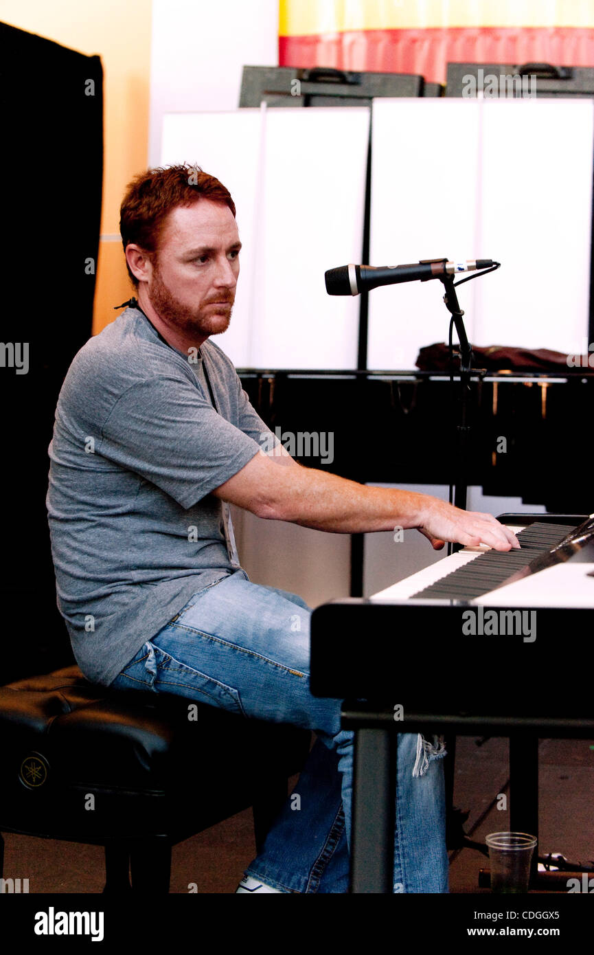 Jan. 15, 2011 - Anaheim, California, USA - SCOTT GRIMES, of the Band ...