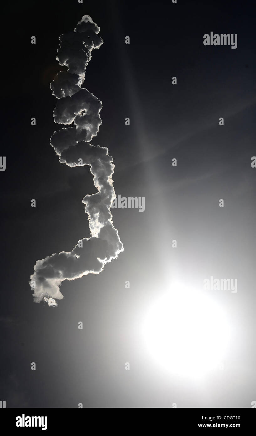 Jan 20,2011- Vandenberg AFB, California, USA. Delta 4-Heavy rocket lifts off today from ...