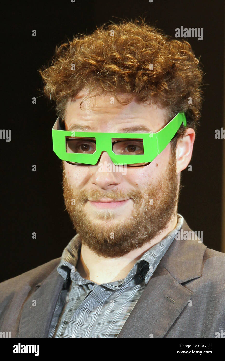 Jan. 20, 2011 - Tokyo, Japan - Actor SETH ROGAN wears green paper ...